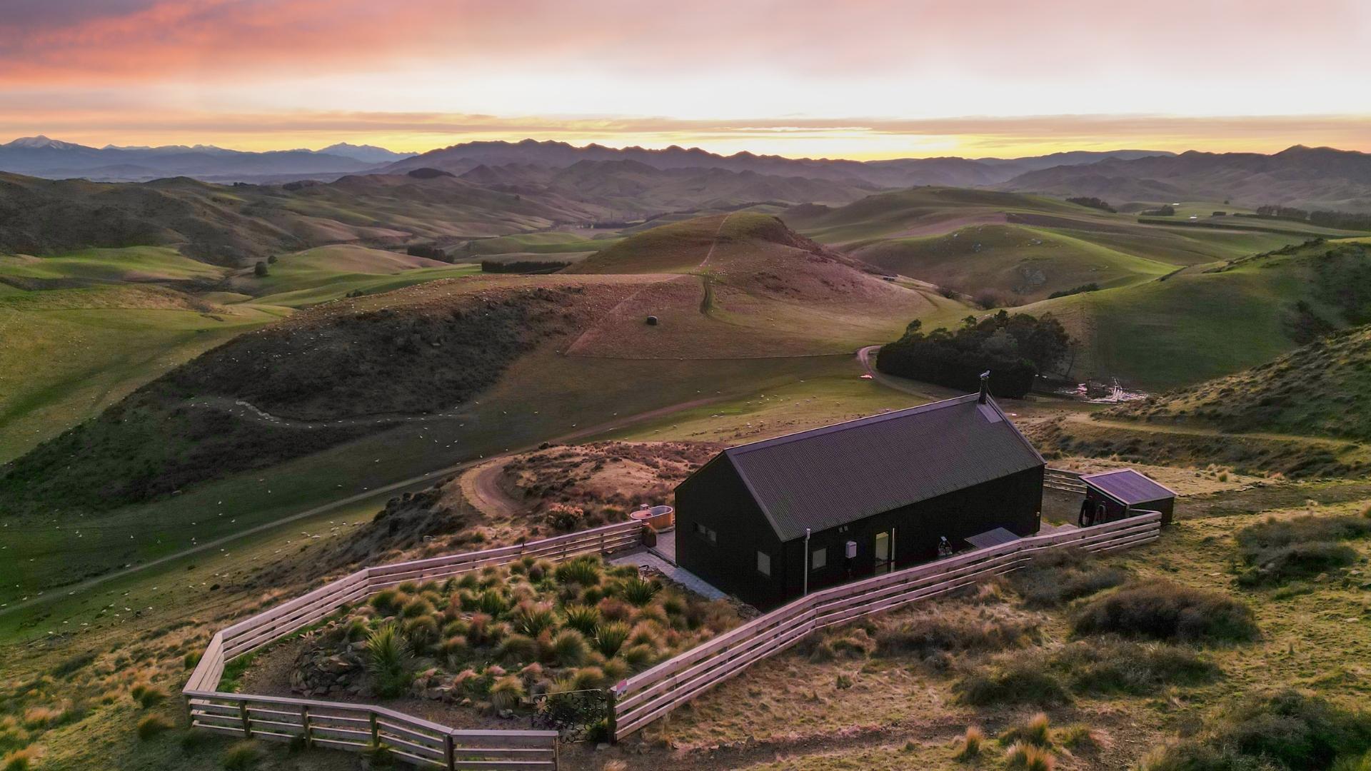 Foxdown Hut | Canterbury | Canopy Camping Escapes NZ