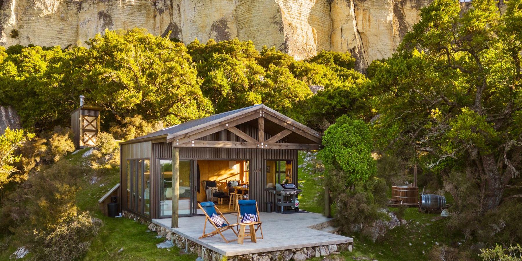 Parimanui Hut | Canterbury | Canopy Camping Escapes NZ